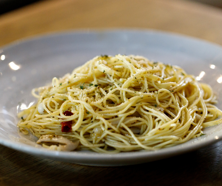 Roasted Garlic EVOO Spaghetti | Gettysburg Olive Oil Co.